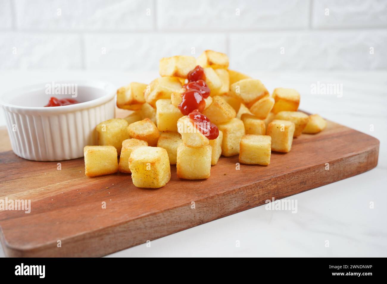 Fried potato - Patatas bravas traditional Spanish potatoes snack tapas ...