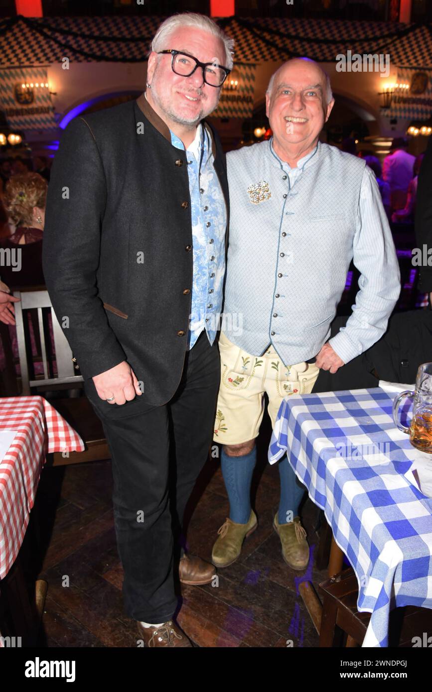 Moses Wolf graf Dr Axel Munz Angermaier Trachten Muenchen 01.03.2024 ...