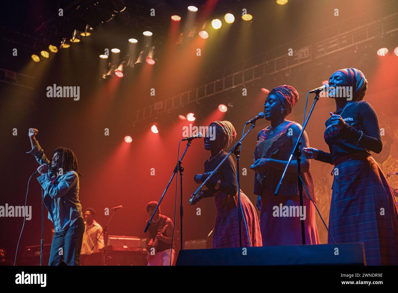 LASHANA LYNCH, KINGSLEY BEN-ADIR, ANNA-SHARE BLAKE and NAOMI COWAN in ...