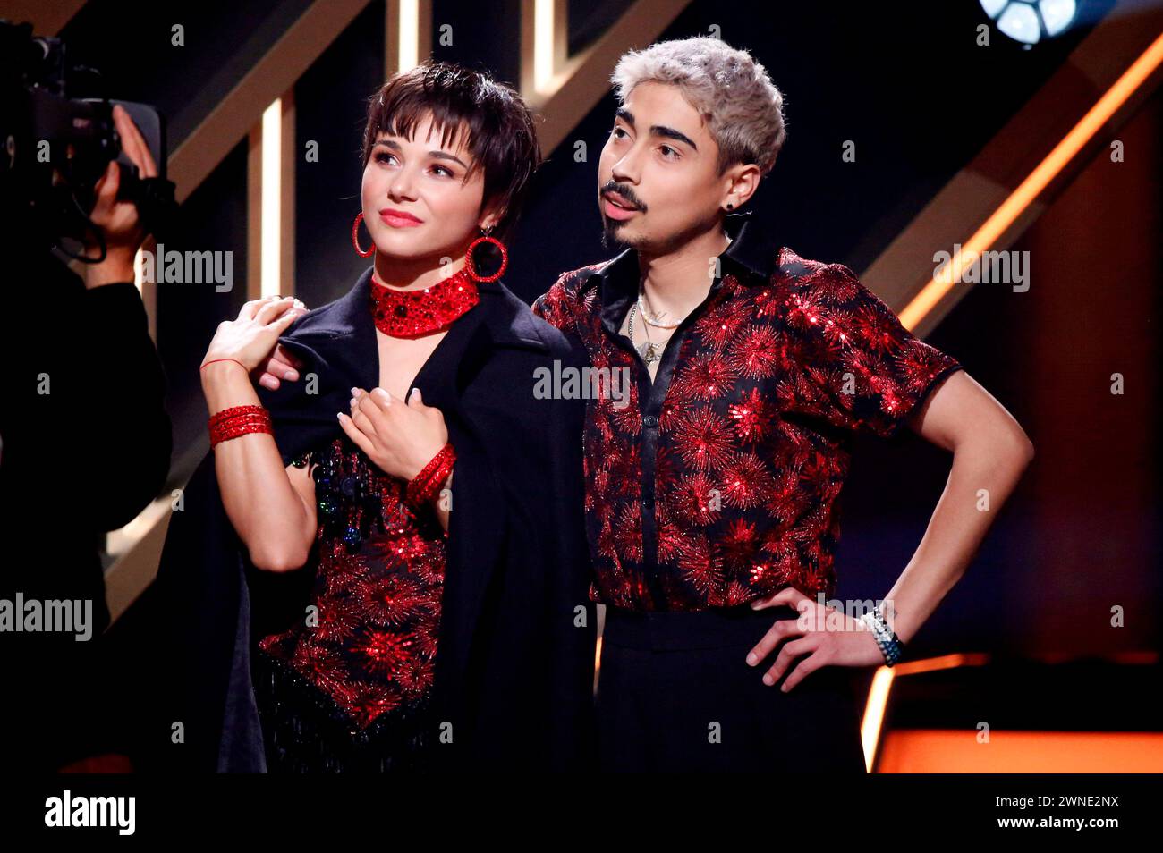 Tony Bauer mit Anastasia Stan in der ersten Live-Show der 17. Staffel ...