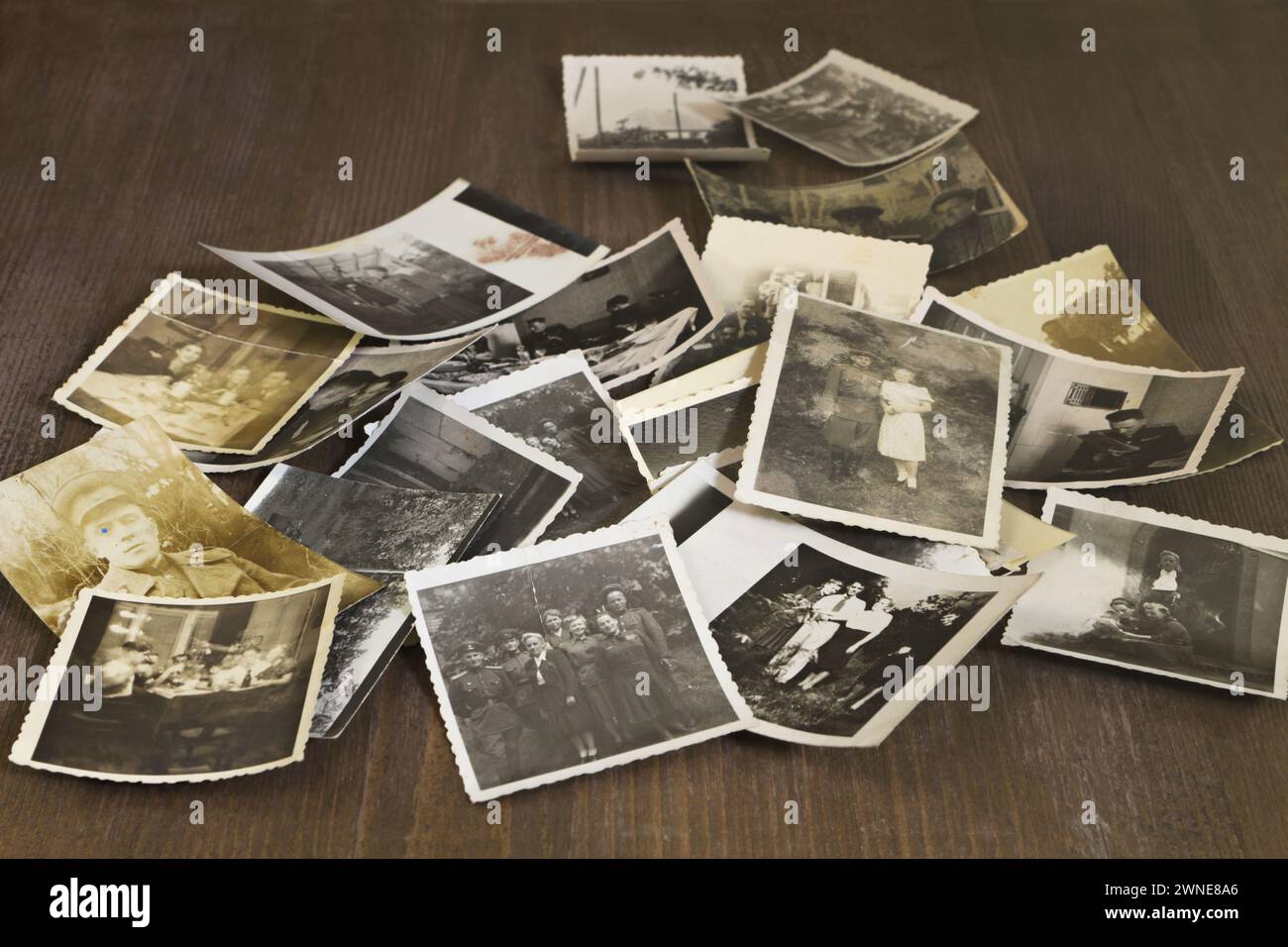 1940s family photos hi-res stock photography and images - Alamy