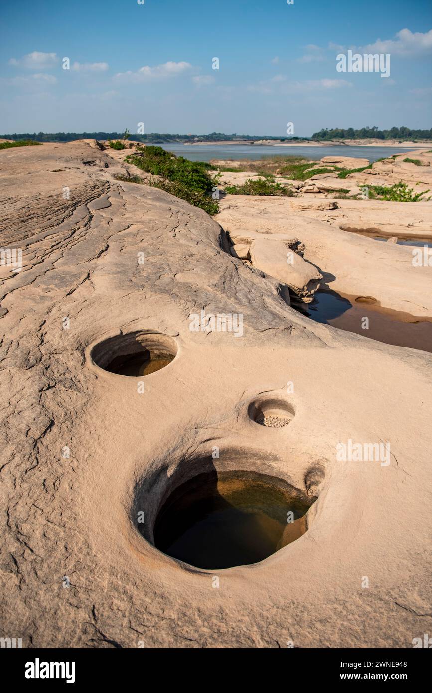 Kaeng chom dao hi-res stock photography and images - Alamy