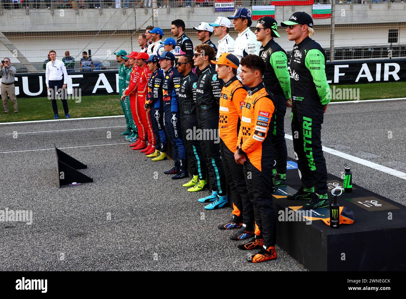 Formula 1 drivers 2024 bahrain hi-res stock photography and images - Alamy