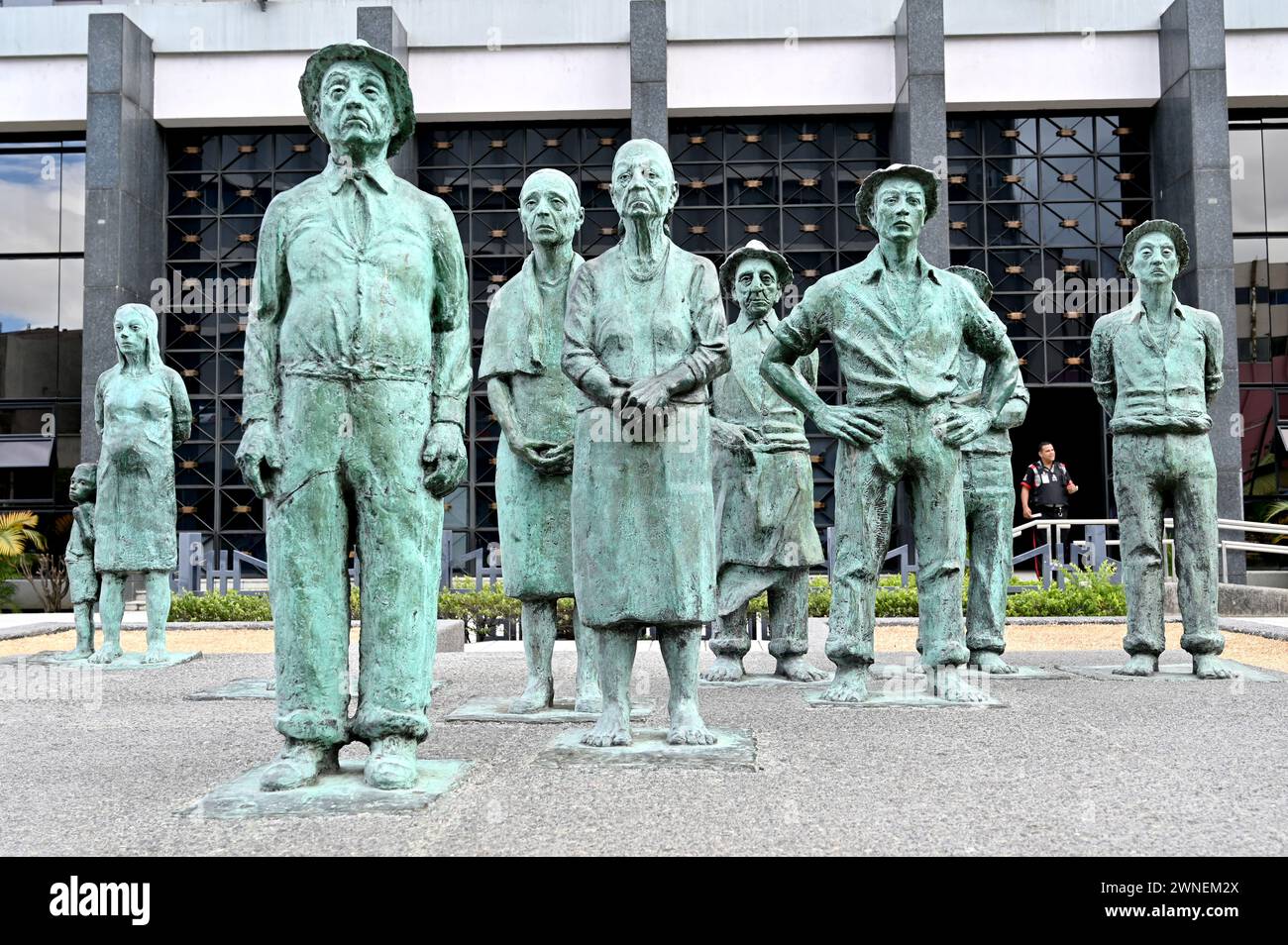 Monumento simple hi-res stock photography and images - Alamy