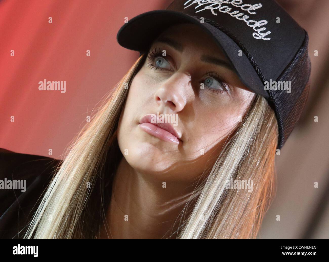 Countrysängerin Alli Walker beim C2C 2024 in Berlin Auftritt beim Country To Country Festival am ...