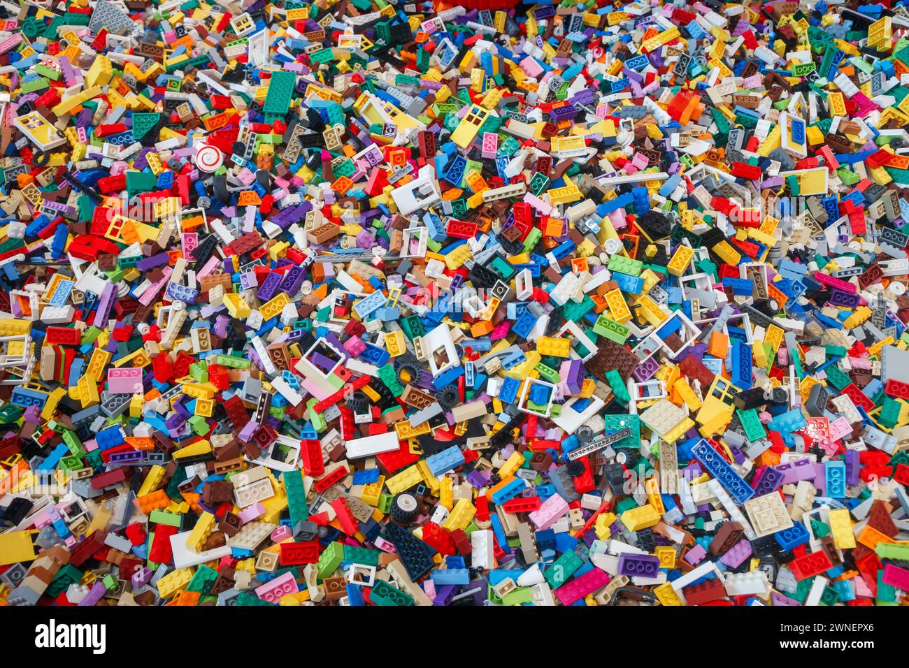 Violet lego block hi-res stock photography and images - Alamy
