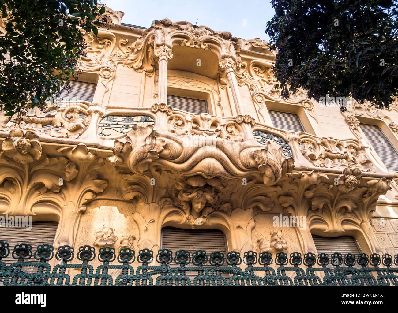 Sociedad de general de autores y editores hi-res stock photography and ...