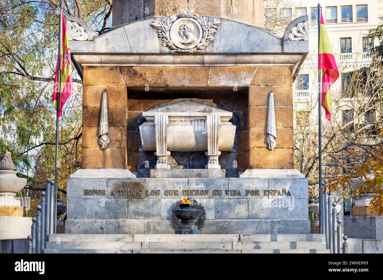 Monumento de independencia hi-res stock photography and images - Alamy