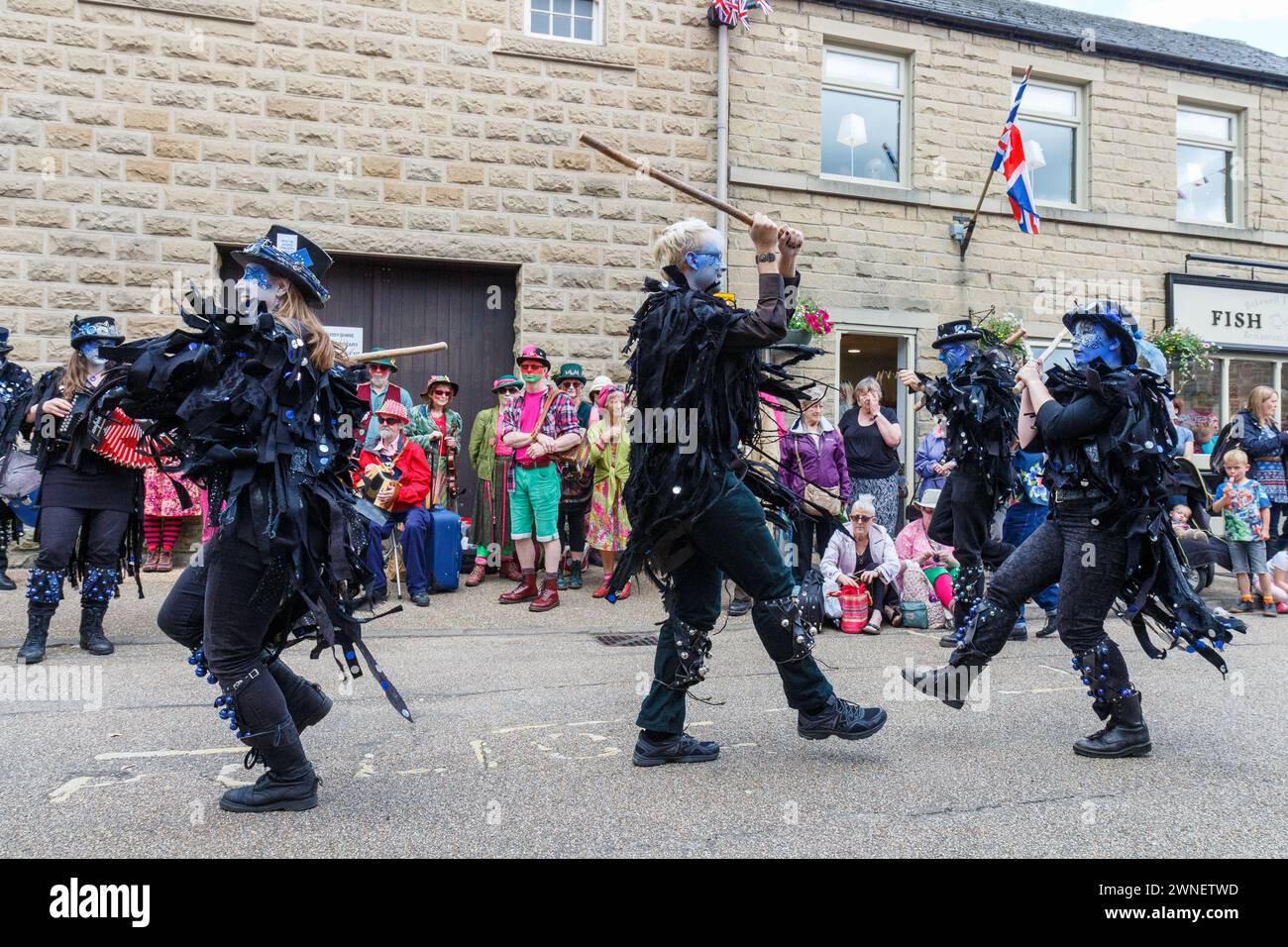 Boggart's Breakfast Morris Dancers at the Bakewell International Day of ...