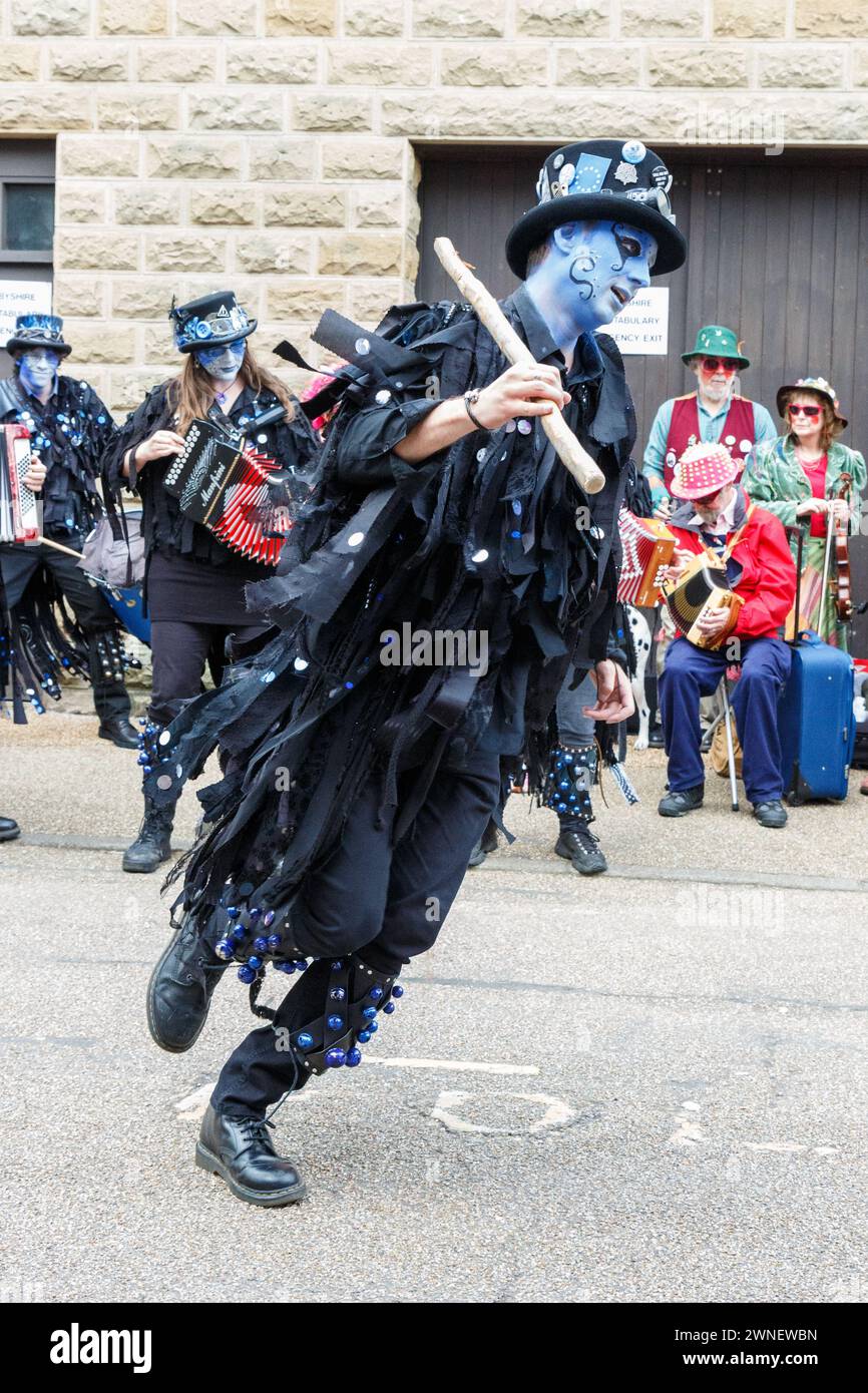 Boggart's Breakfast Morris Dancers at the Bakewell International Day of ...