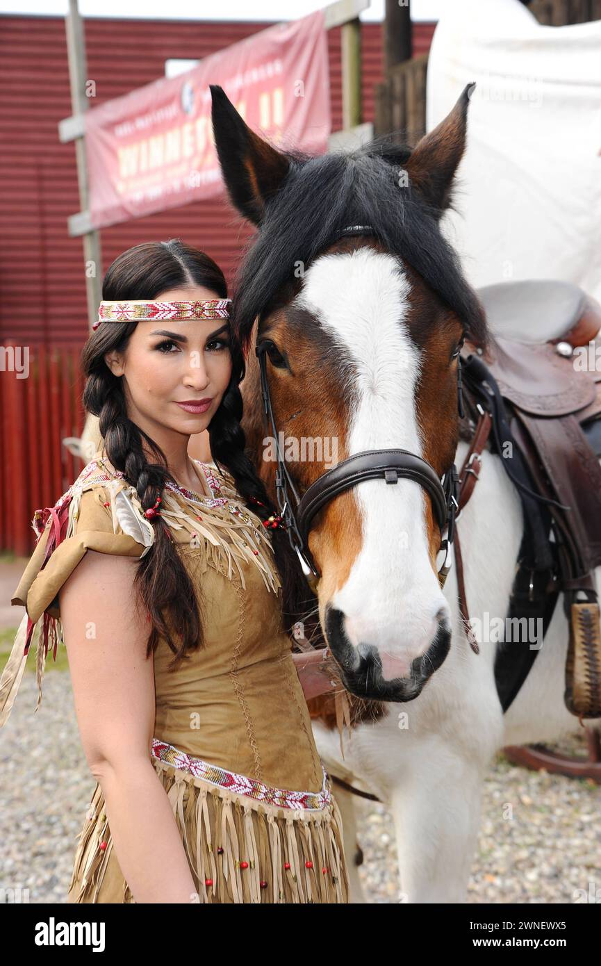 Sila Sahin Als die Häuptlingstochter Ribanna . Karl-May-Spiele Bad ...