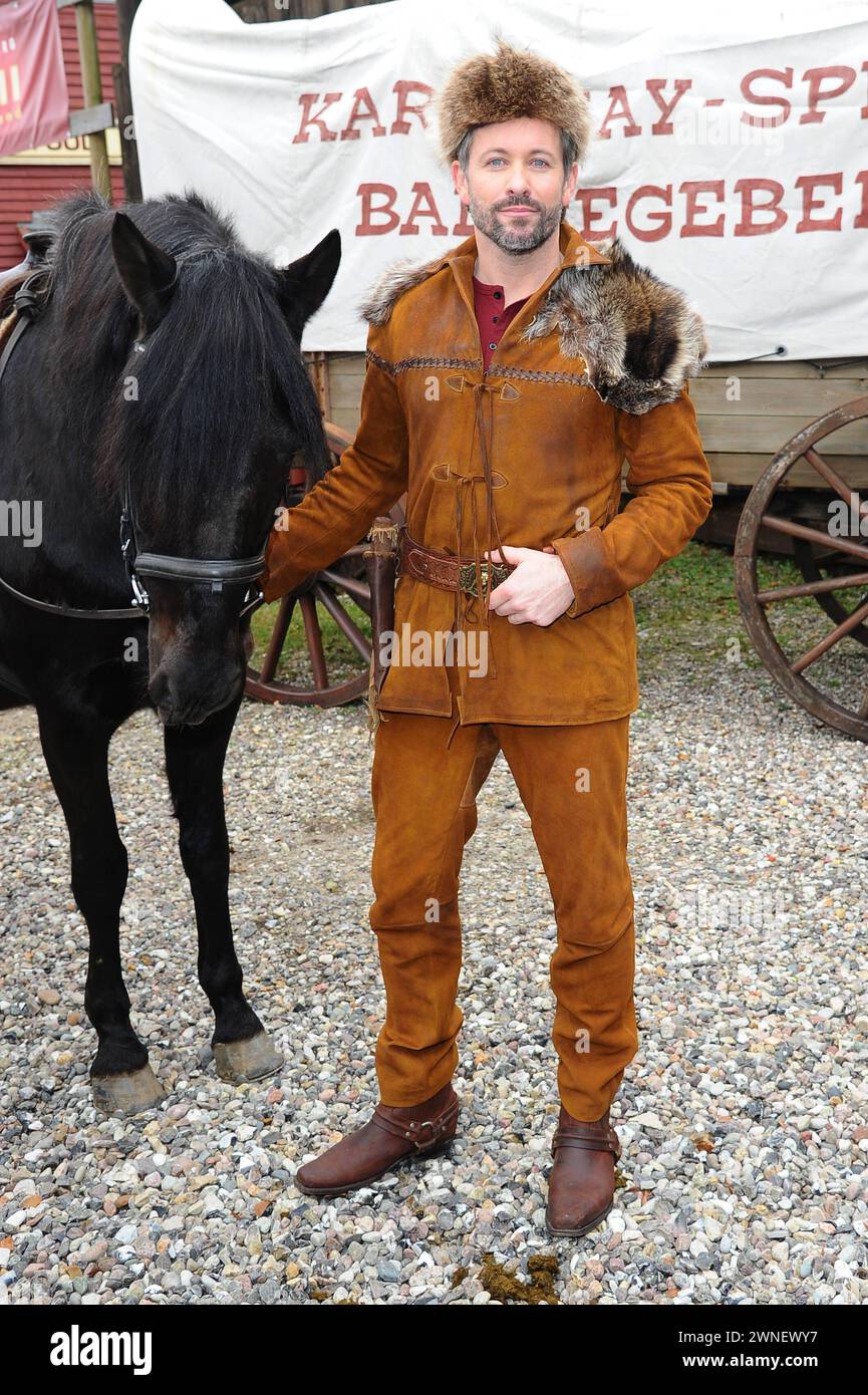 Jan Hartmann Als Old Firehand . Karl-May-Spiele Bad Segeberg 2024 ...