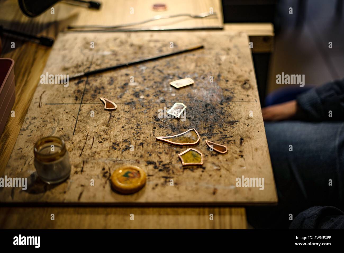 Stained glass workshop. Close up Stock Photo - Alamy