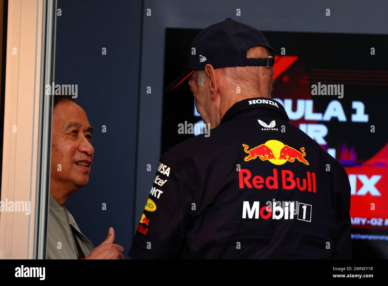 Chalerm yoovidhya hi-res stock photography and images - Alamy