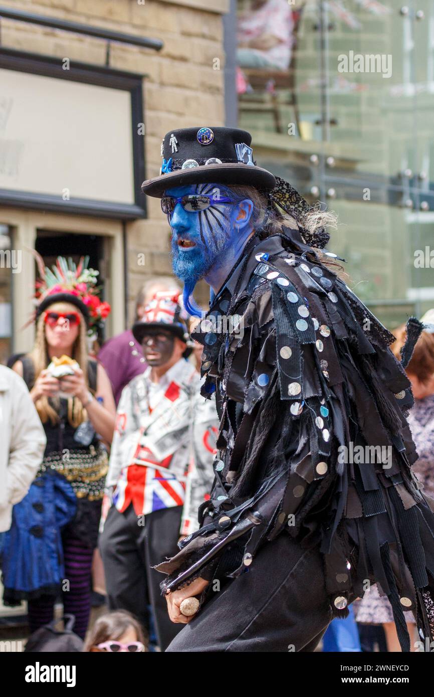Boggart's Breakfast Morris Dancers at the Bakewell International Day of ...