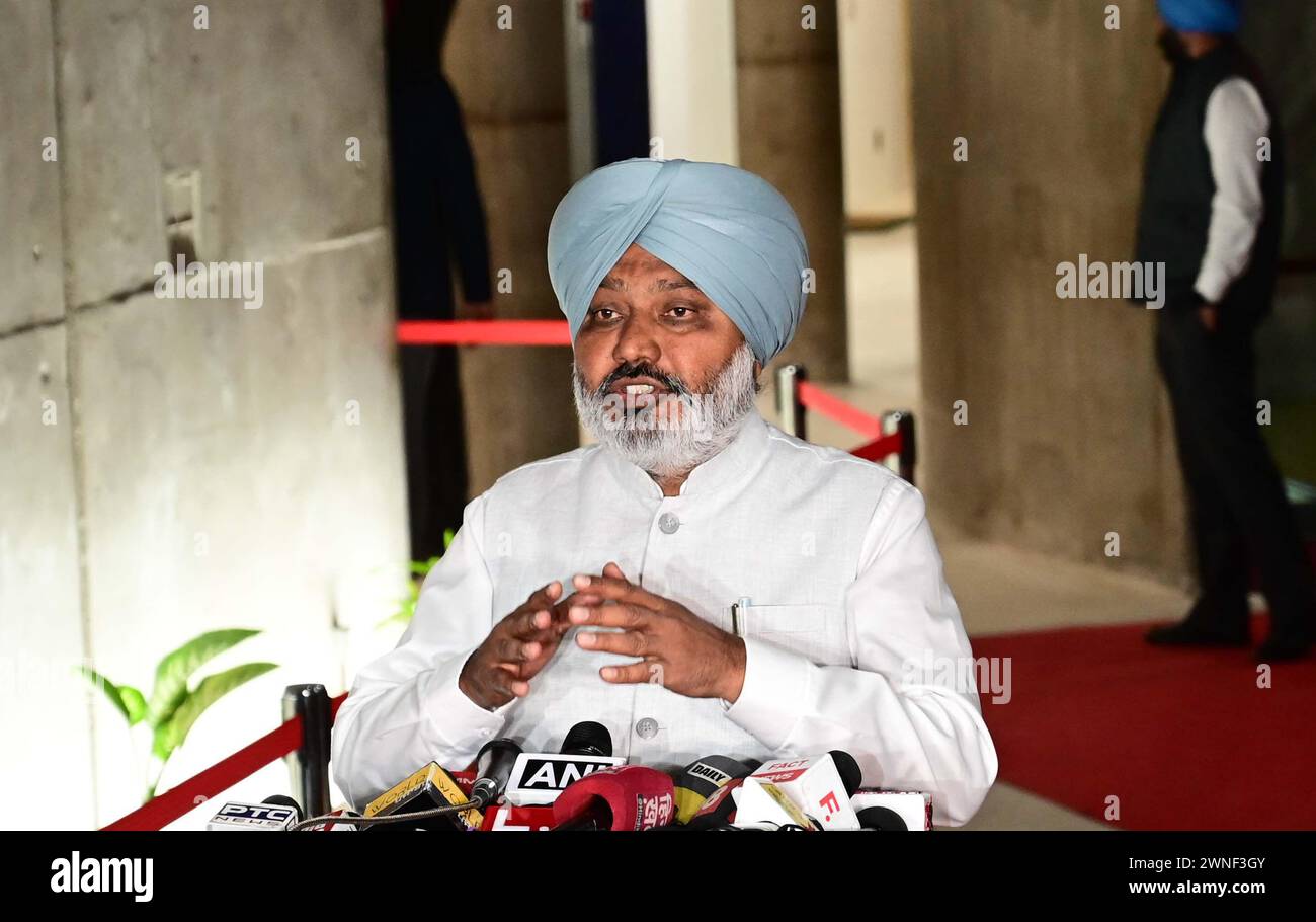 Cheema hi-res stock photography and images - Alamy