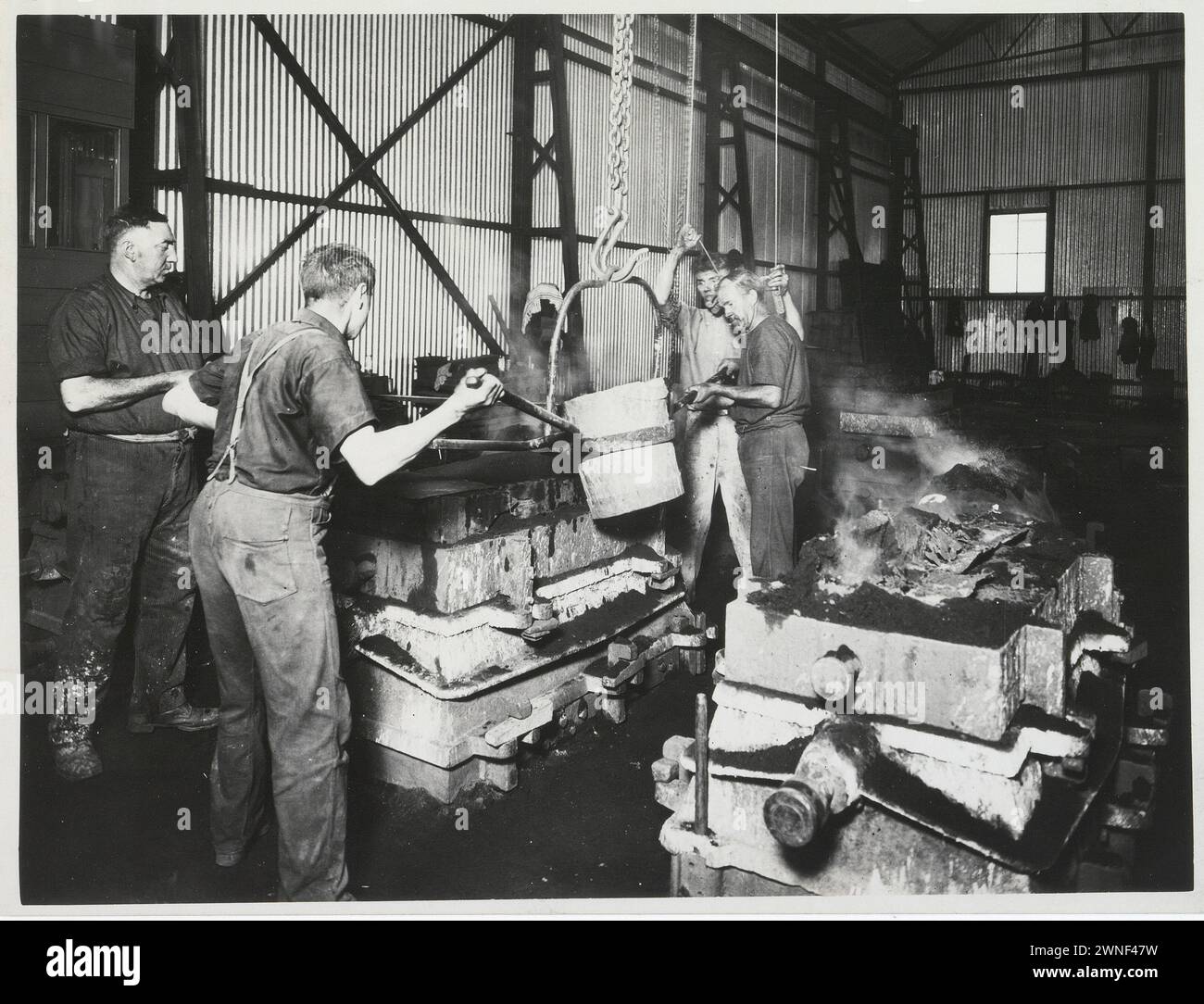Vintage Australian Photography 1930s. Men working in The new Foundry ...