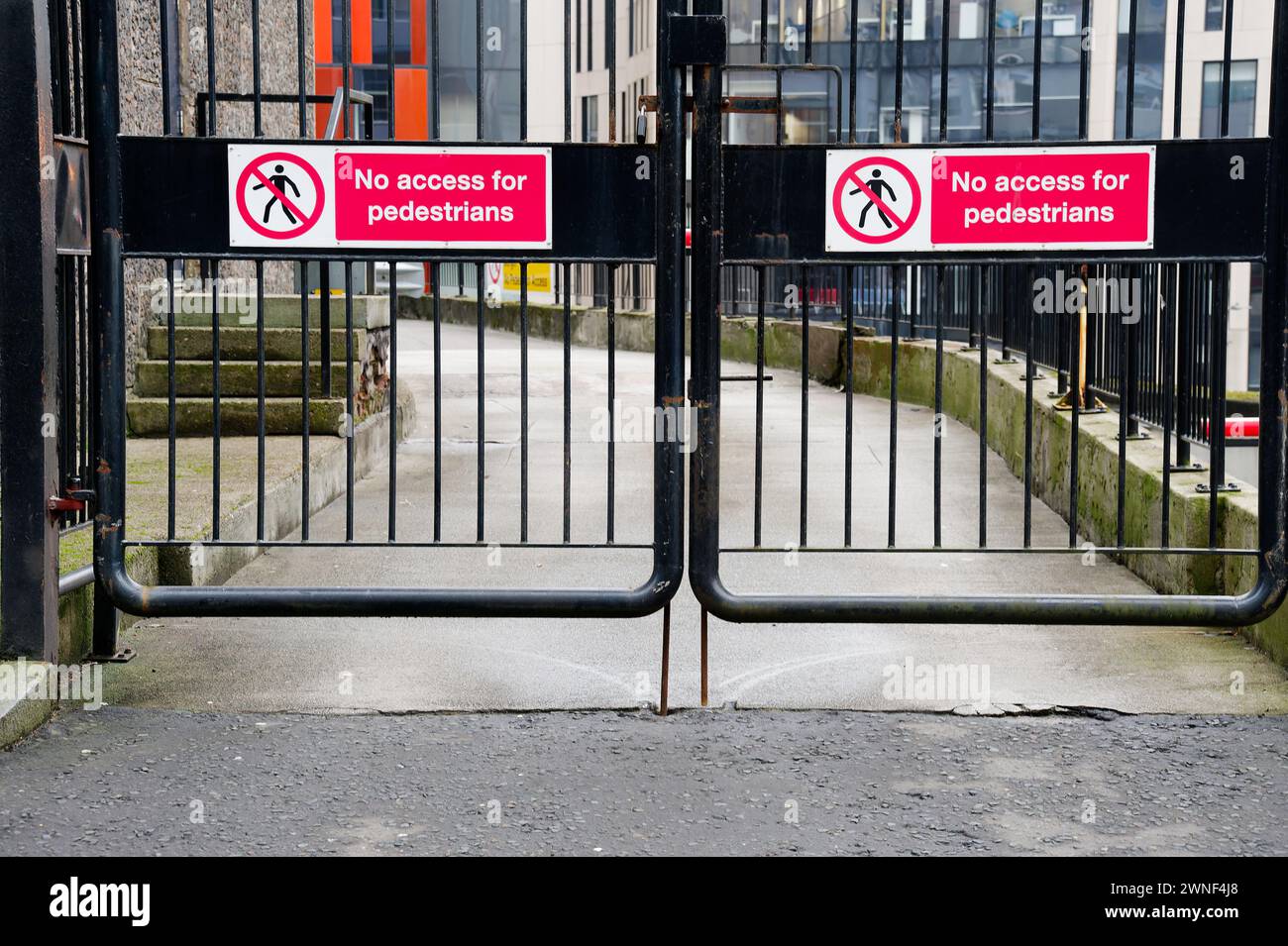 Pedestrian segregation hi-res stock photography and images - Alamy