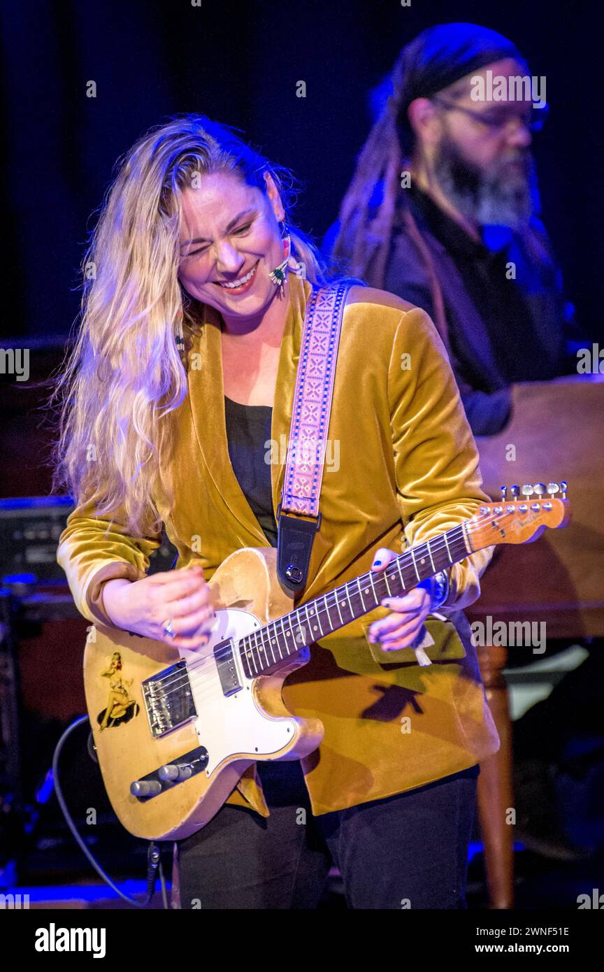 Shaw taylor hi-res stock photography and images - Alamy