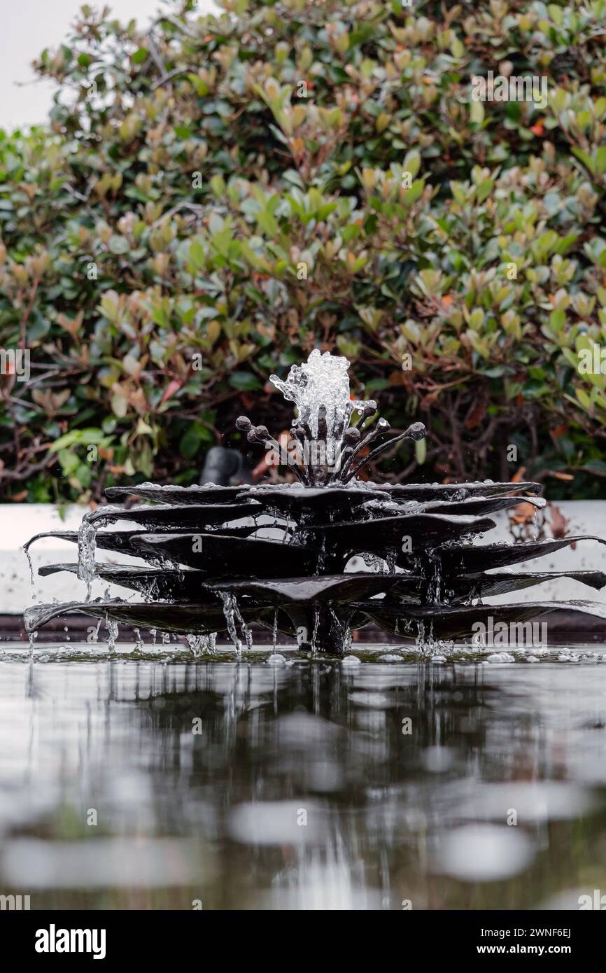 Small garden water features hi-res stock photography and images - Alamy