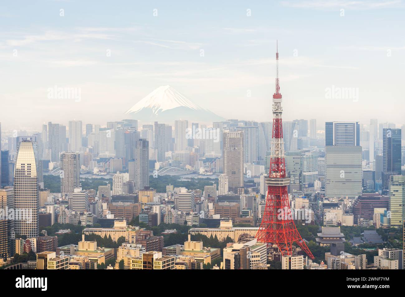 Tokyo mountain hi-res stock photography and images - Alamy