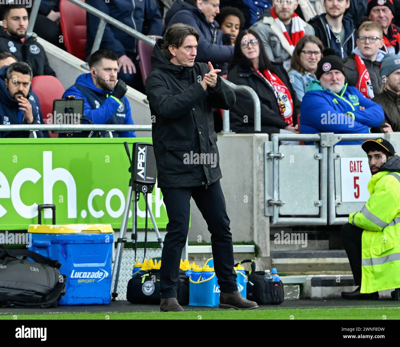 Thomas Frank manager of Brentford encourages his team, during the ...