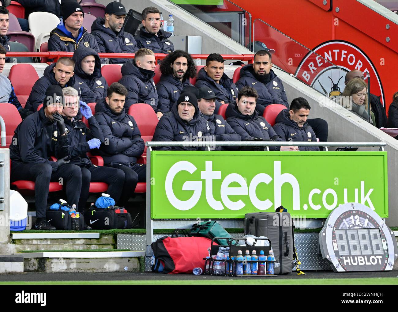 Mauricio Pochettino manager of Chelsea watches on from the bench with ...