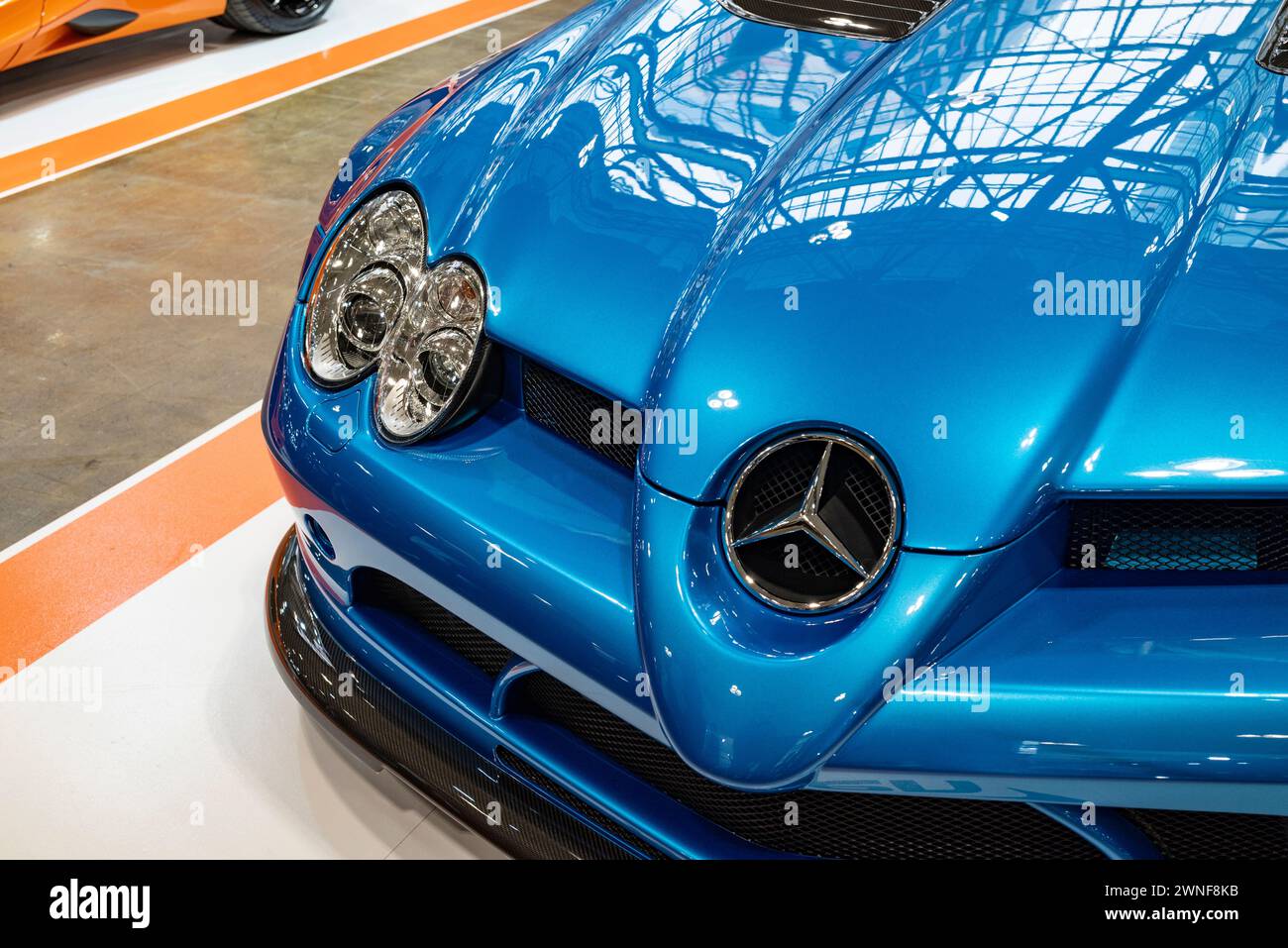 The Mercedes SLR McLaren is a legendary supercar collaboration between ...