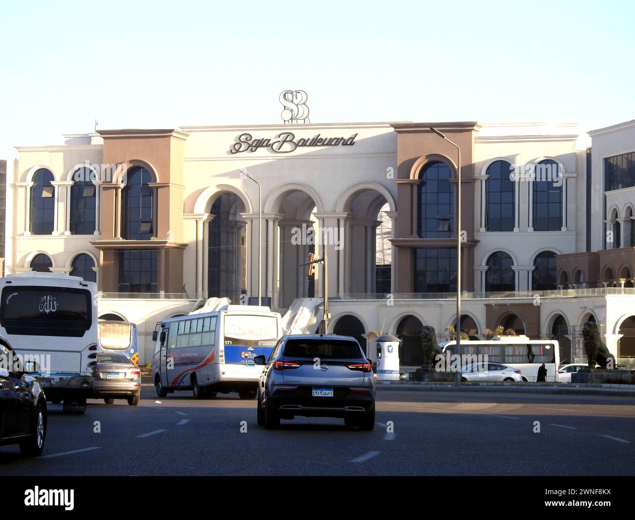 Modern rehab hi-res stock photography and images - Alamy