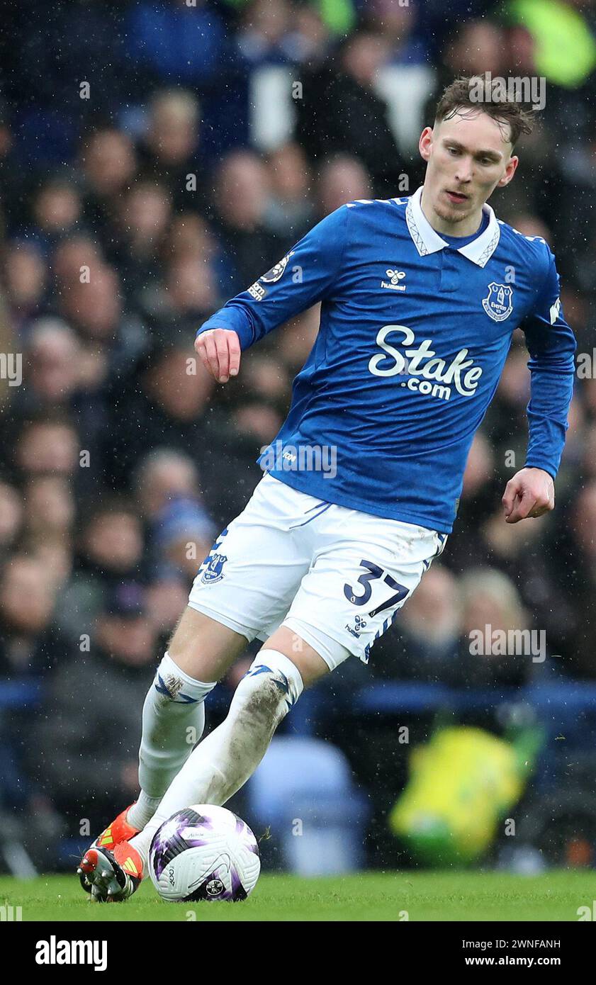James garner everton 2024 hi-res stock photography and images - Alamy