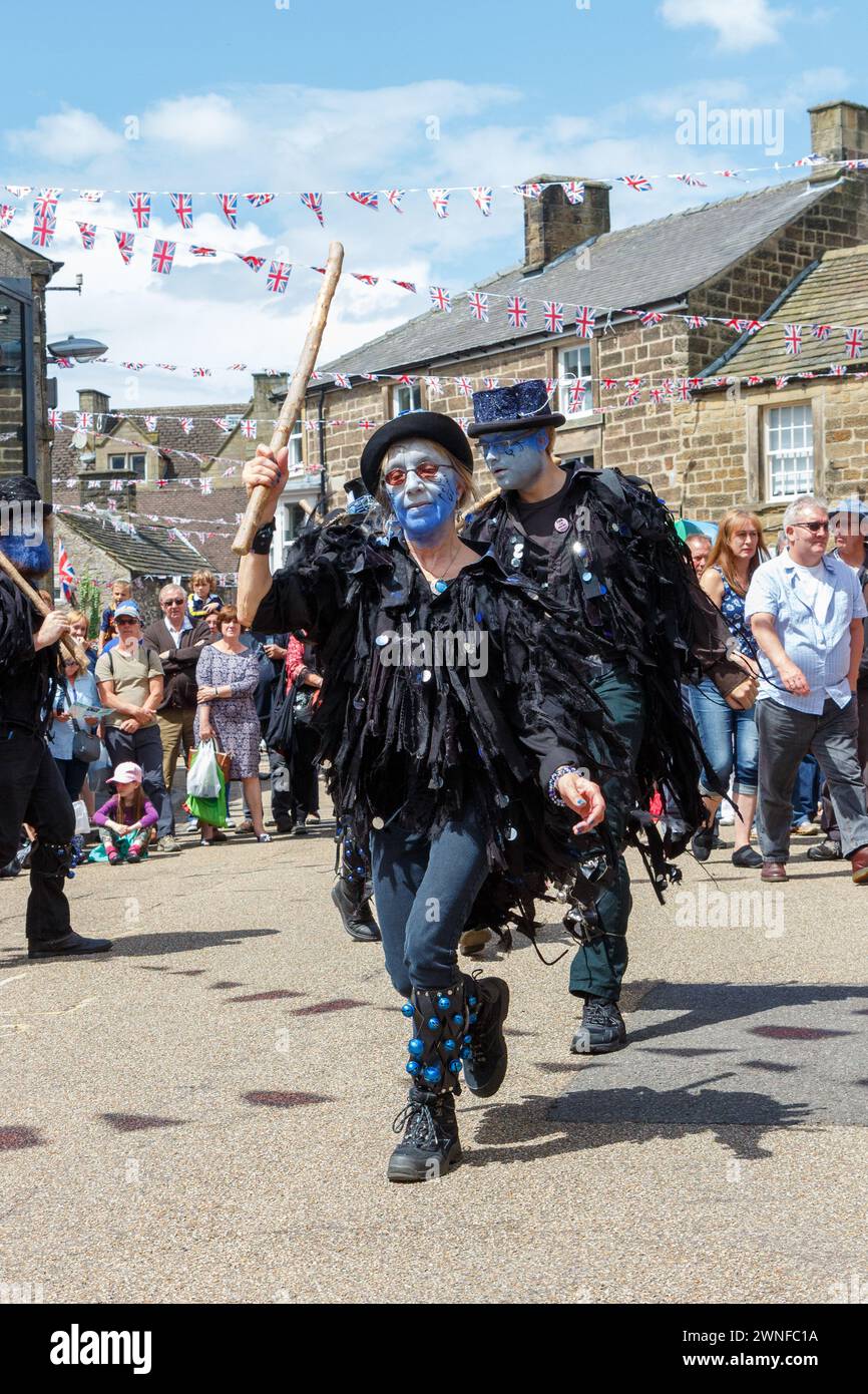 Boggart's Breakfast Morris Dancers at the Bakewell International Day of ...