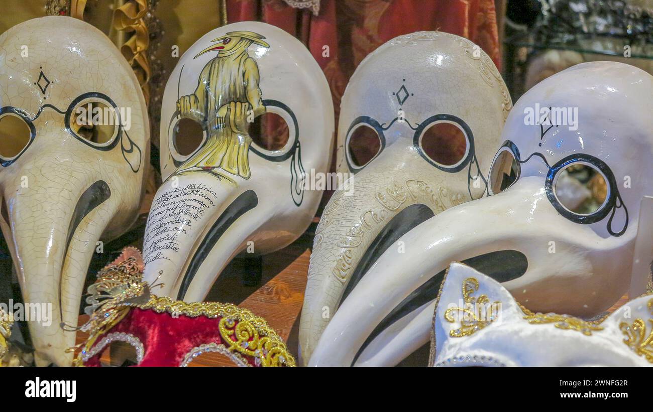 Carnival carnaval commedia hi-res stock photography and images - Alamy