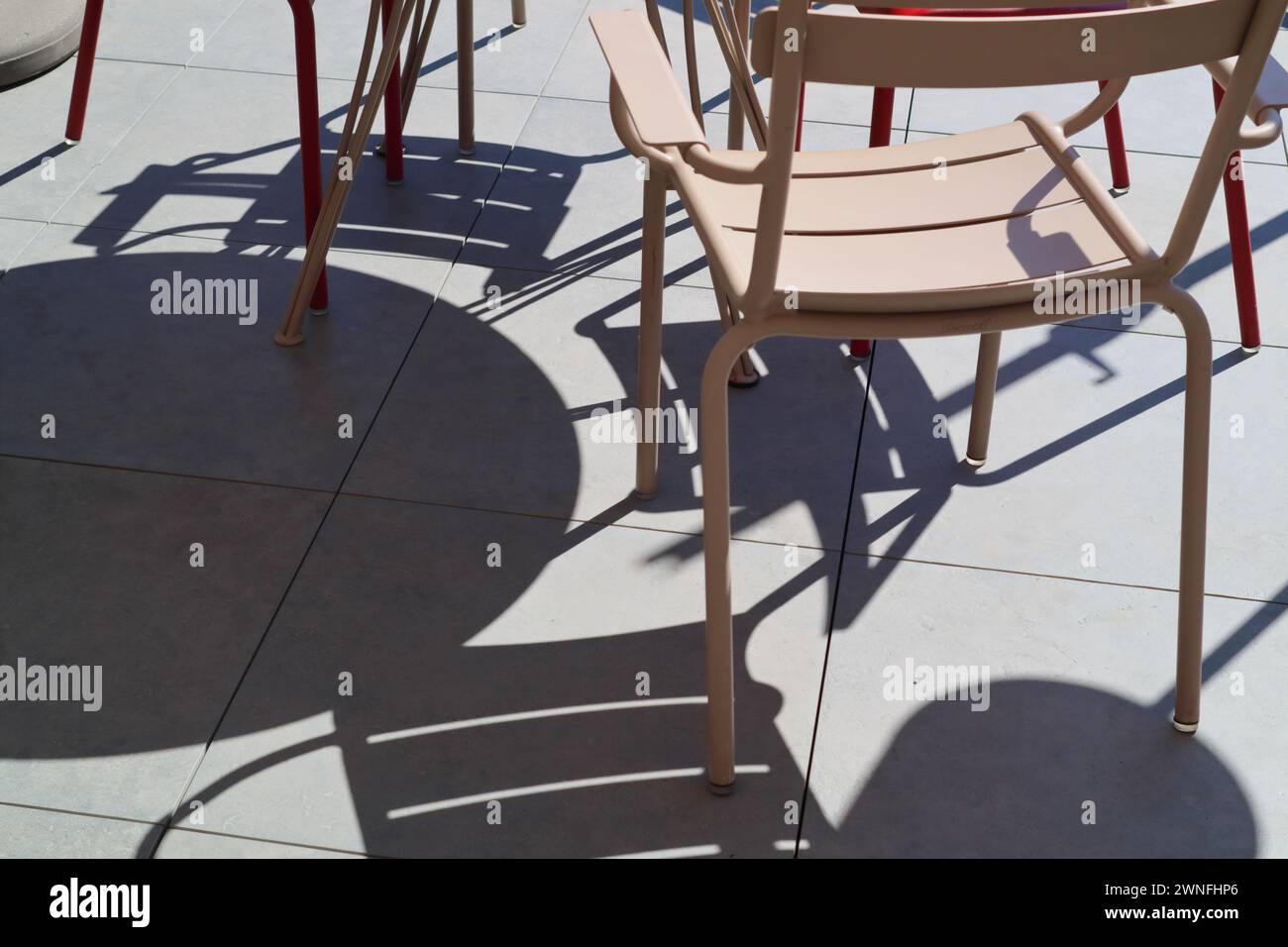 Corona cast hi-res stock photography and images - Alamy