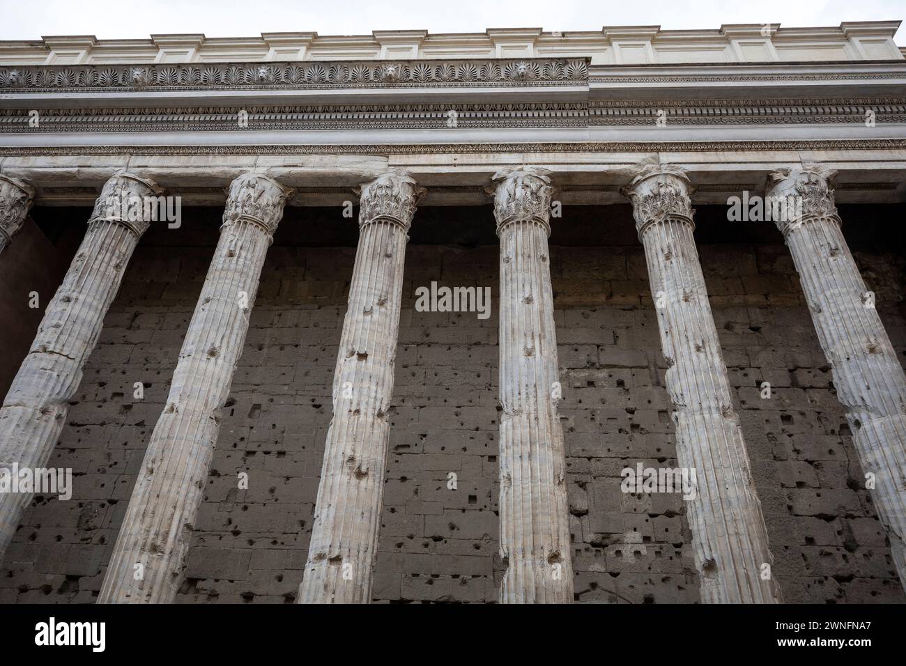 The ancient facade of the Tempio di Adriano (Adrian s Temple), in the ...