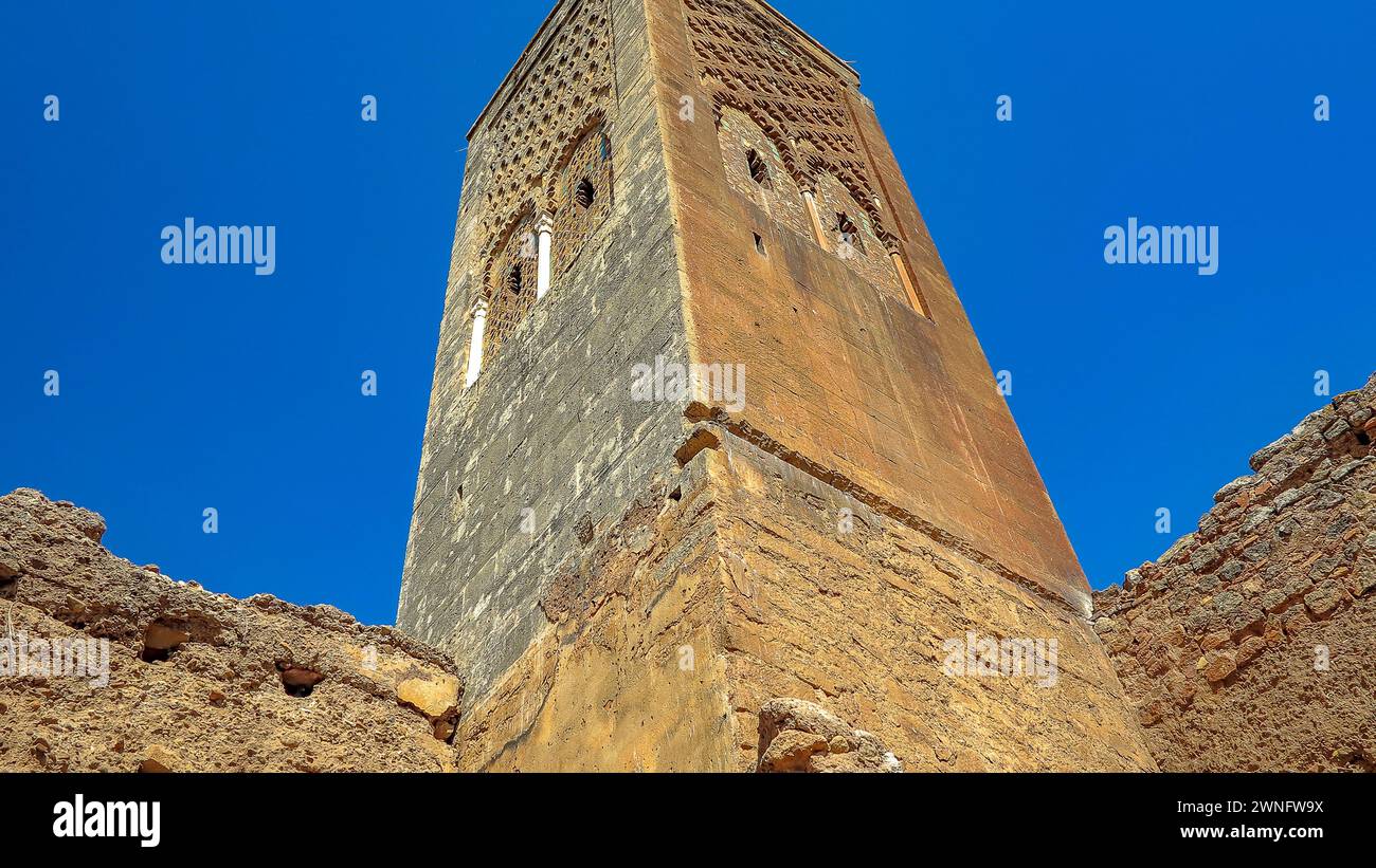 Moroccan pillars hi-res stock photography and images - Alamy