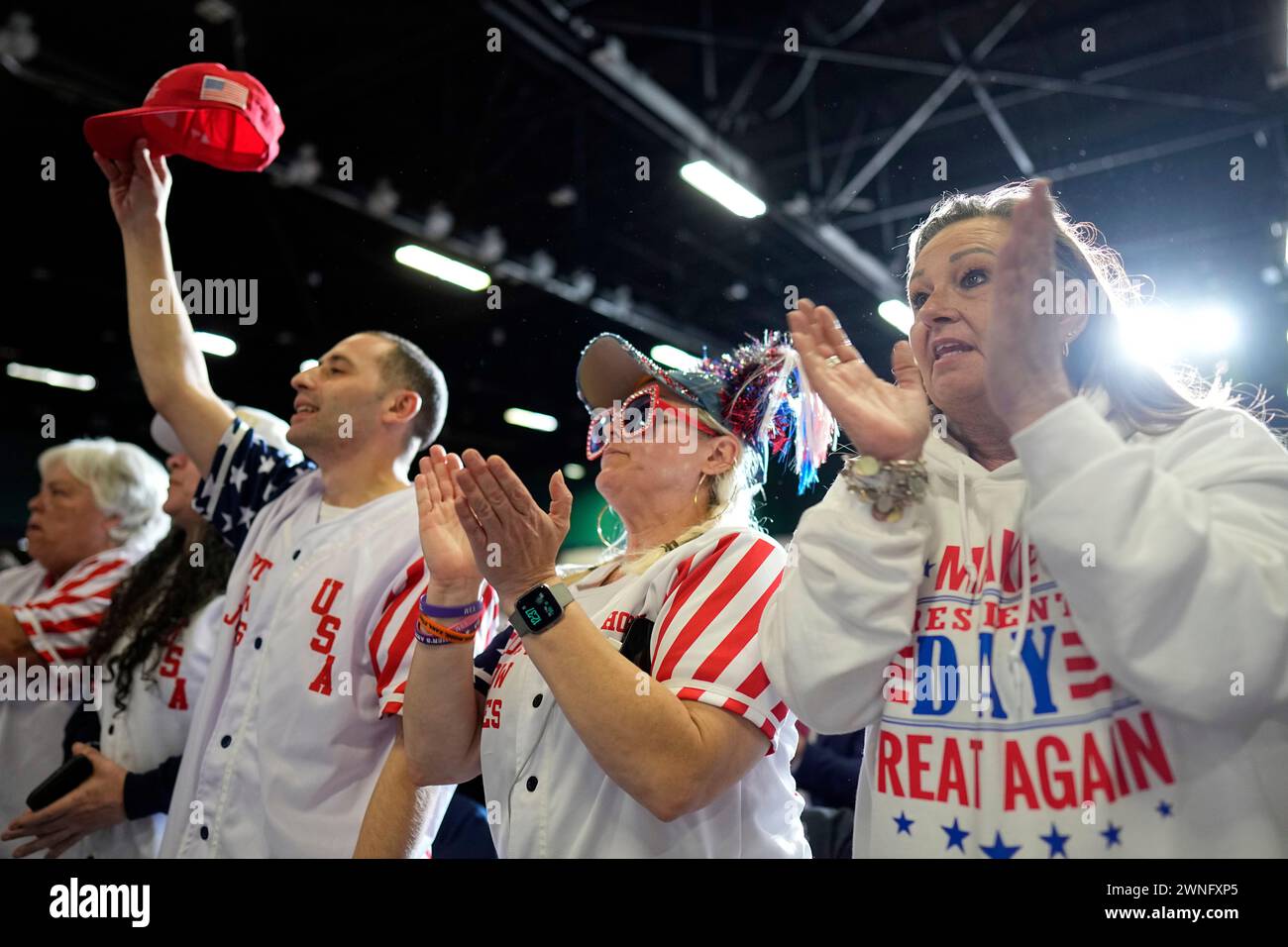 Supporters cheer before Republican presidential candidate former ...