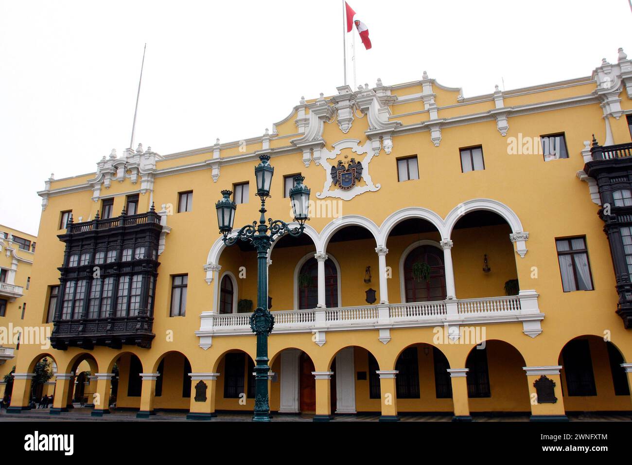 Palacio municipal de lima hi-res stock photography and images - Alamy