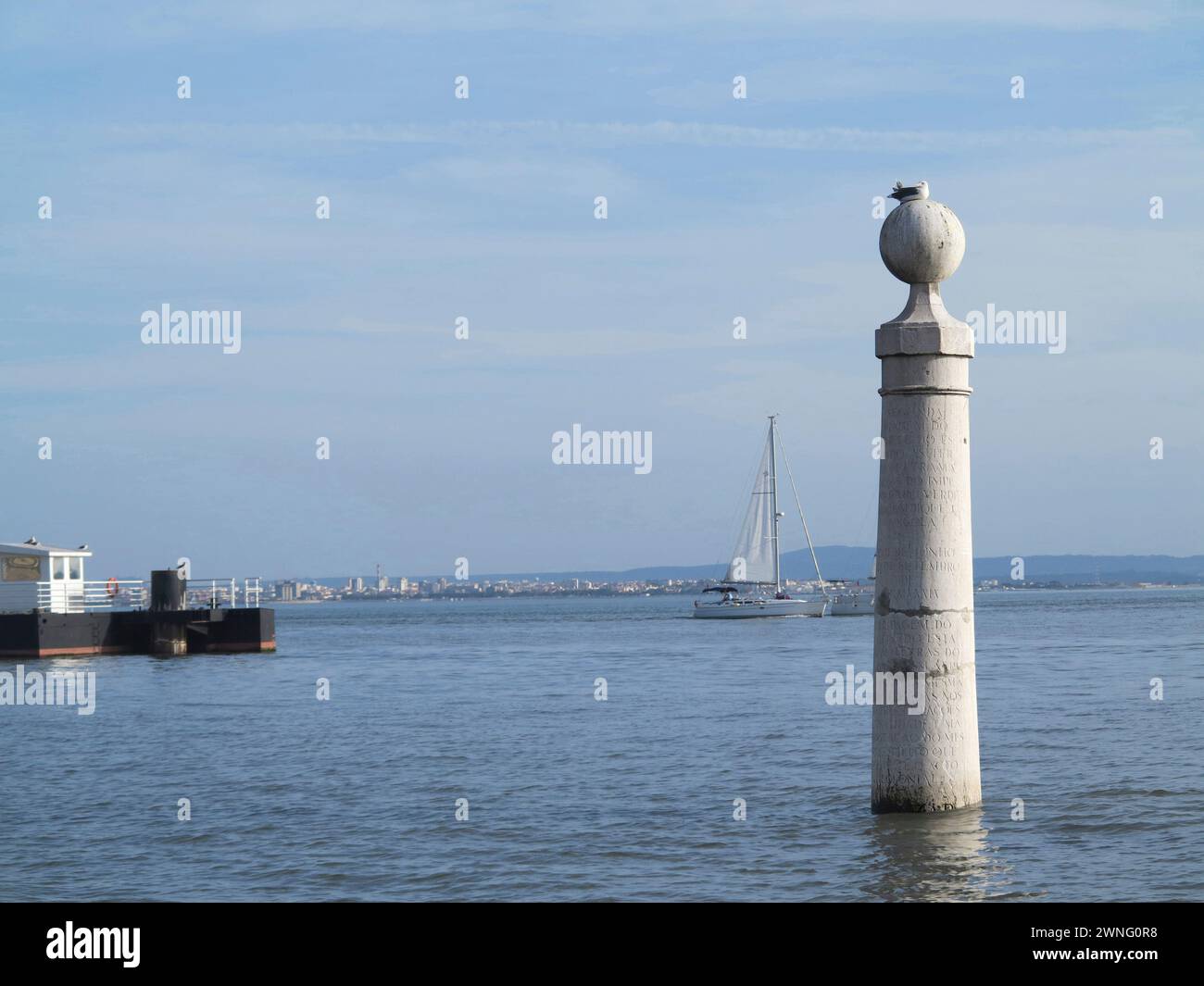 monument on Tejo river, Lisbon, Portugal Stock Photo - Alamy