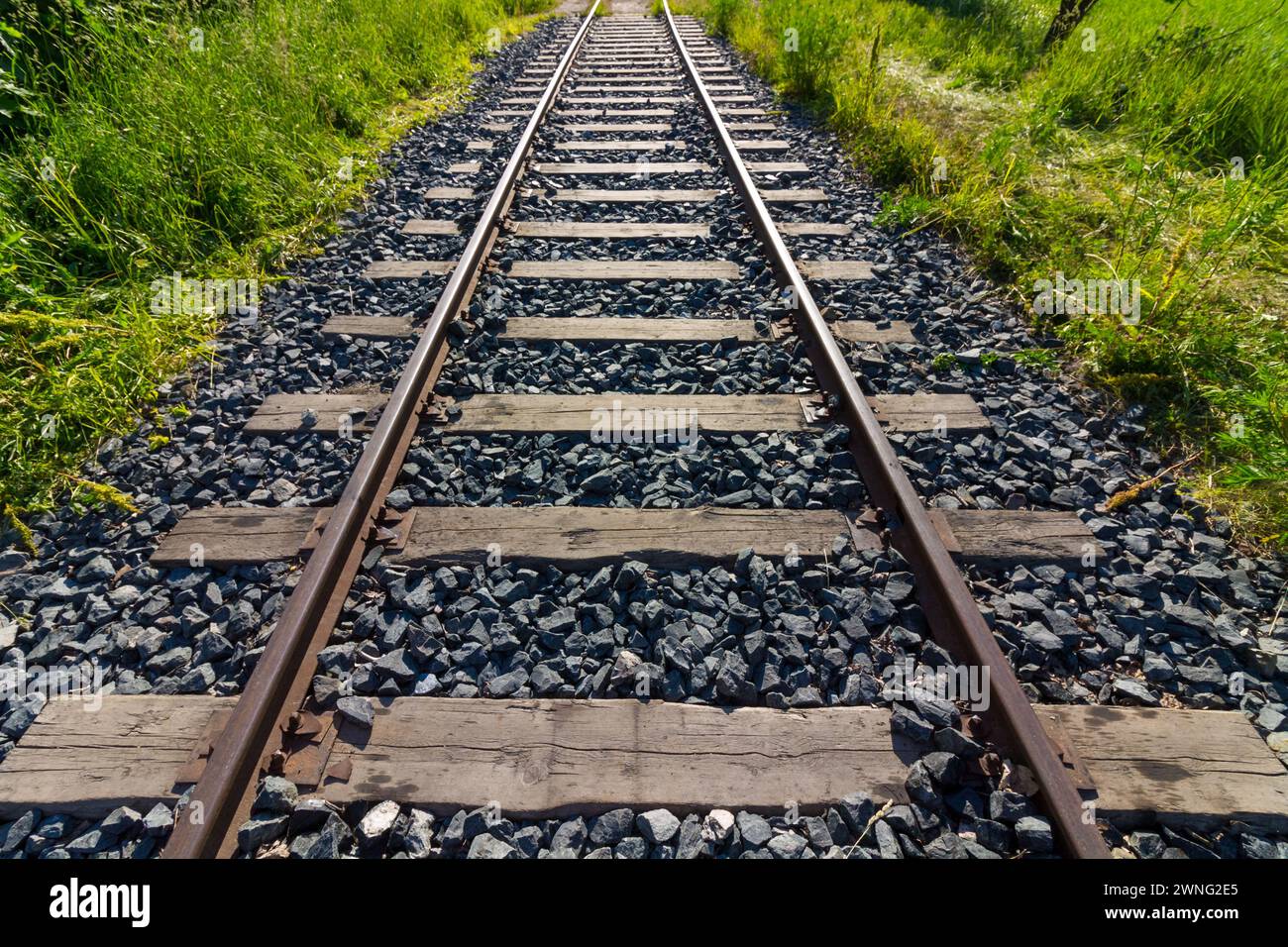 Railroad tracks perspective view hi-res stock photography and images ...
