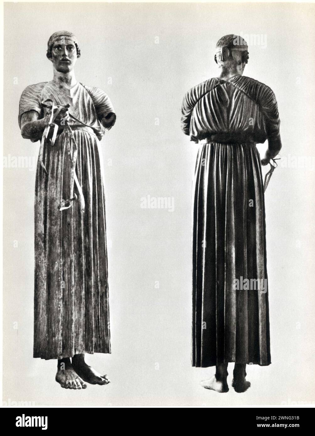 Museum of Delphi. The Charioteer Stock Photo - Alamy