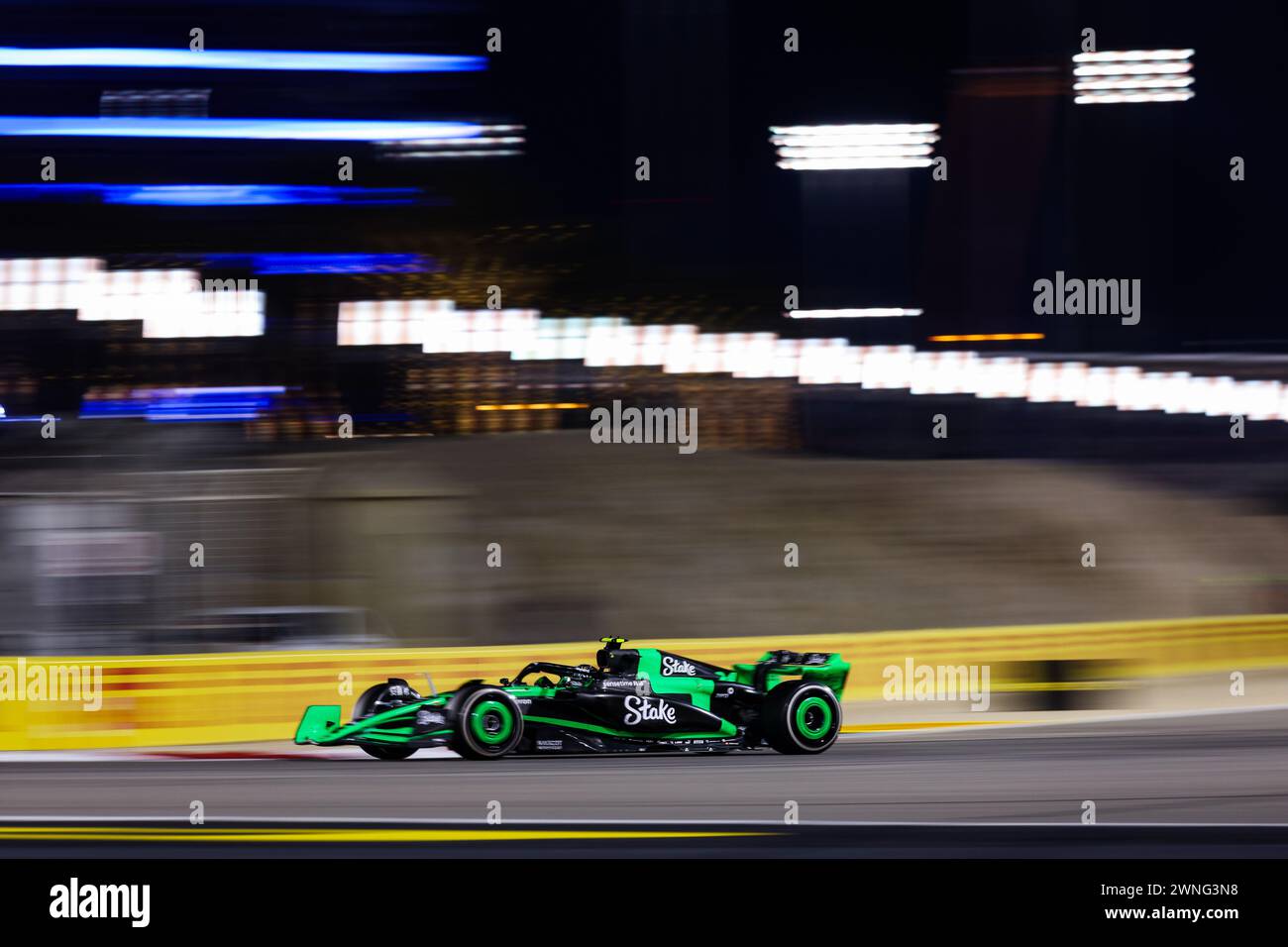 24 ZHOU Guanyu (chi), Stake F1 Team Kick Sauber C44, action during the ...
