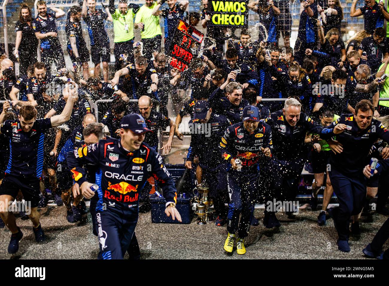Red Bull Racing celebrations VERSTAPPEN Max (ned), Red Bull Racing RB20 ...
