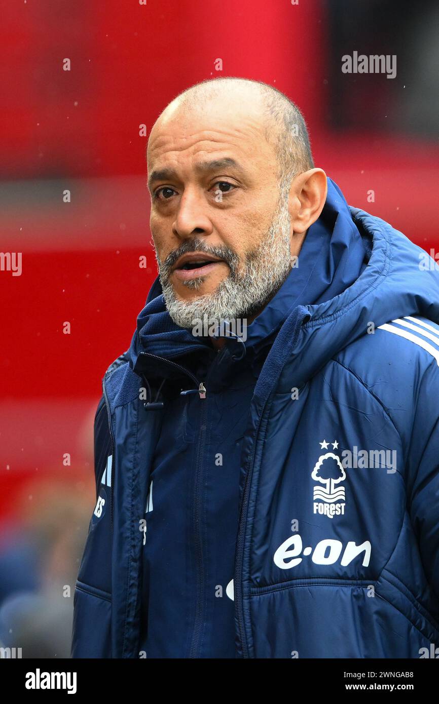 Nuno head coach forest hi-res stock photography and images - Alamy