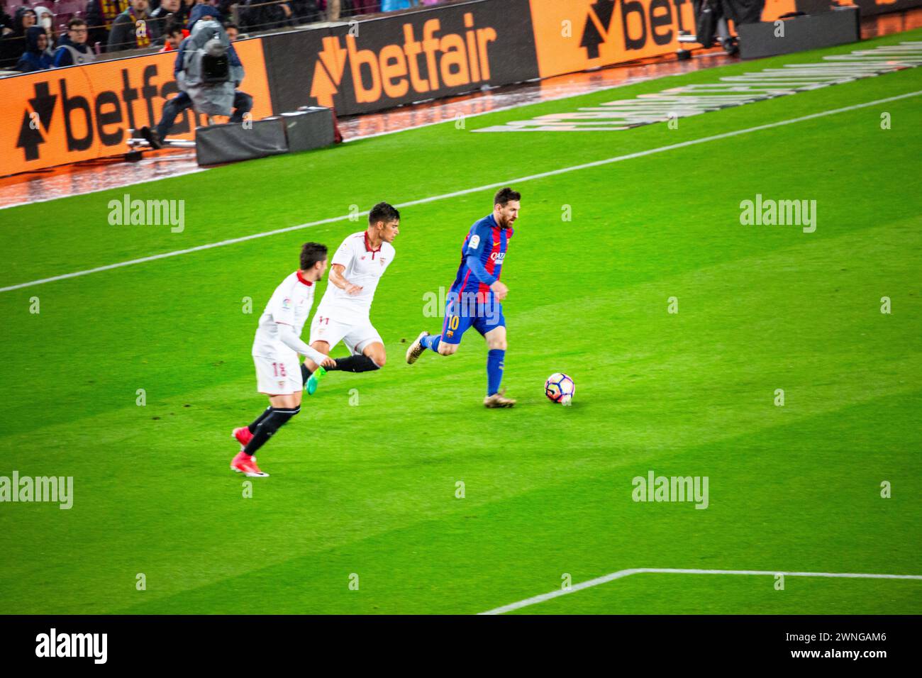 Lionel messi skill hi-res stock photography and images - Alamy