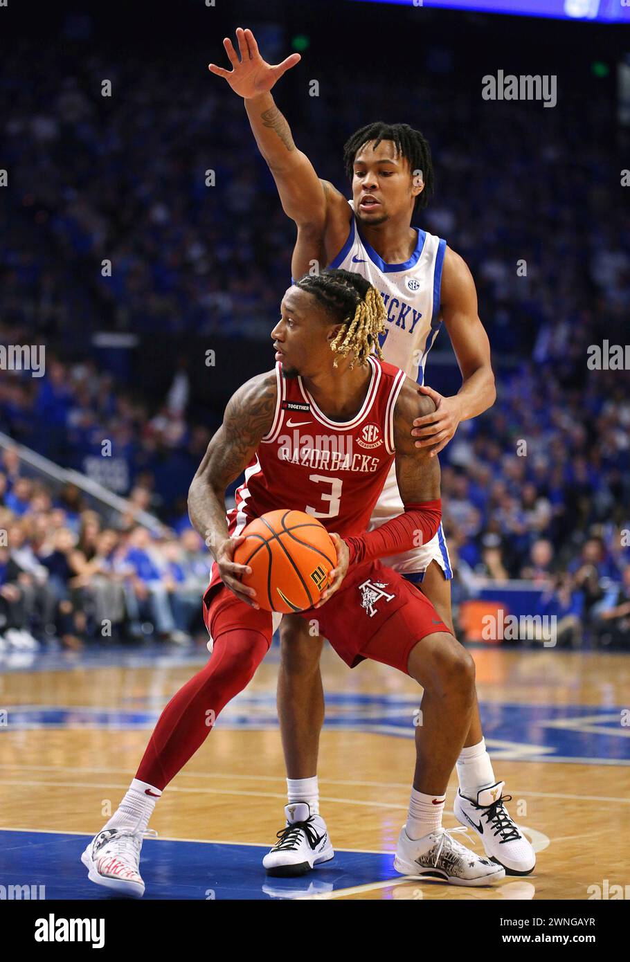 LEXINGTON, KY - MARCH 02: Arkansas Razorbacks guard El Ellis (3) is ...