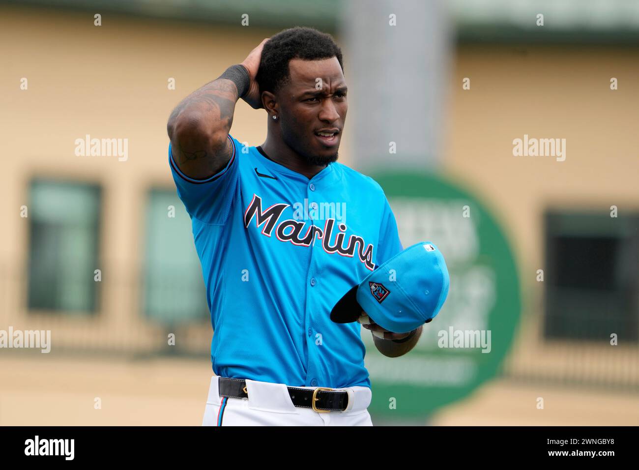Miami Marlins shortstop Tim Anderson warms up before the start of a ...