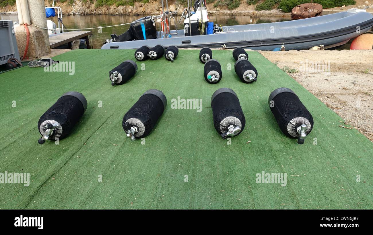 Snorkeling tanks hi-res stock photography and images - Alamy