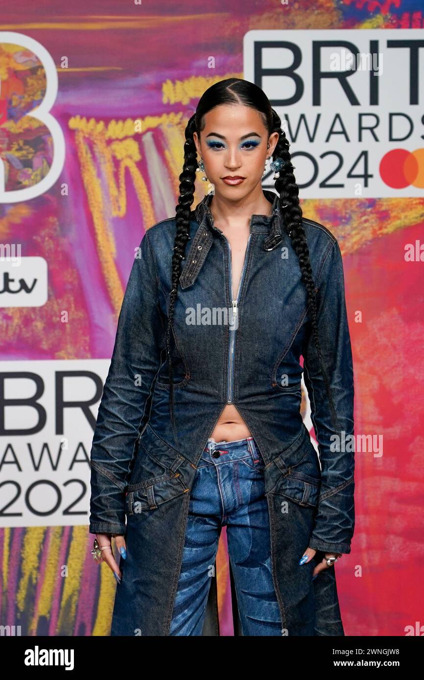 Jazzy poses for photographers upon arrival at the Brit Awards 2024 in ...