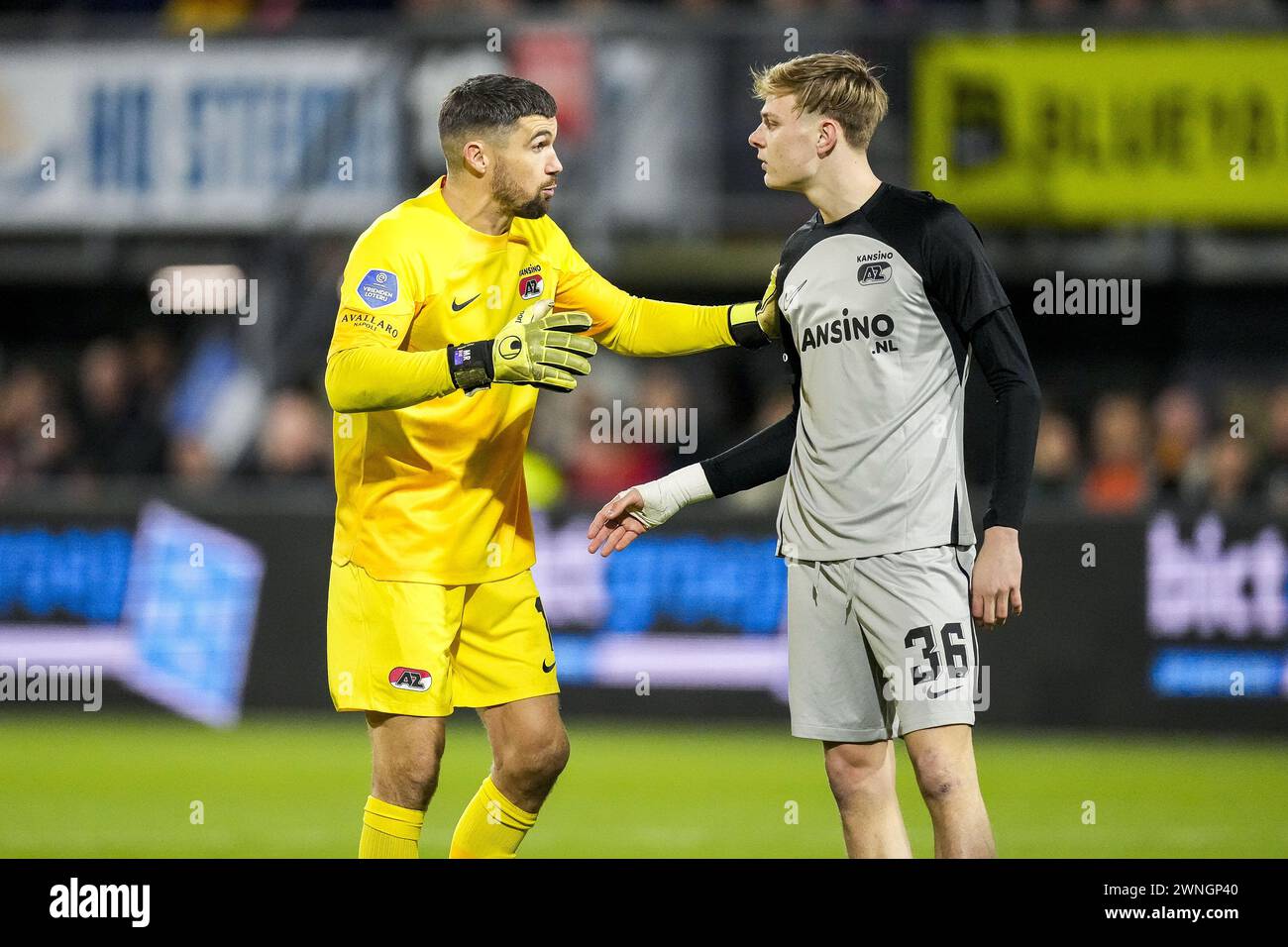 ROTTERDAM - (l-r) AZ Alkmaar goalkeeper Mathew Ryan, Finn Stam of AZ ...