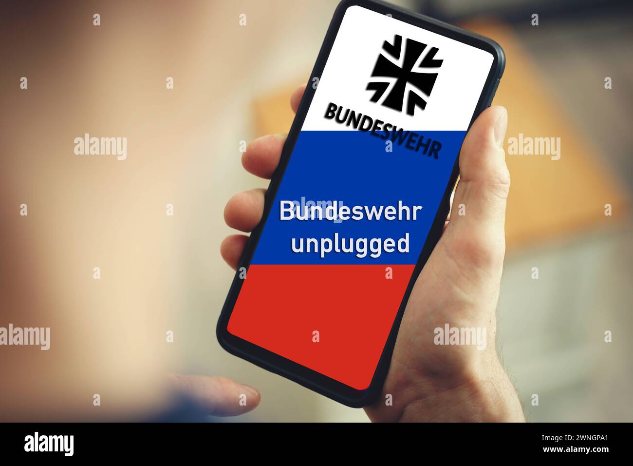 2 March 2024: Bundeswehr unplugged, person holding phone with Russia ...